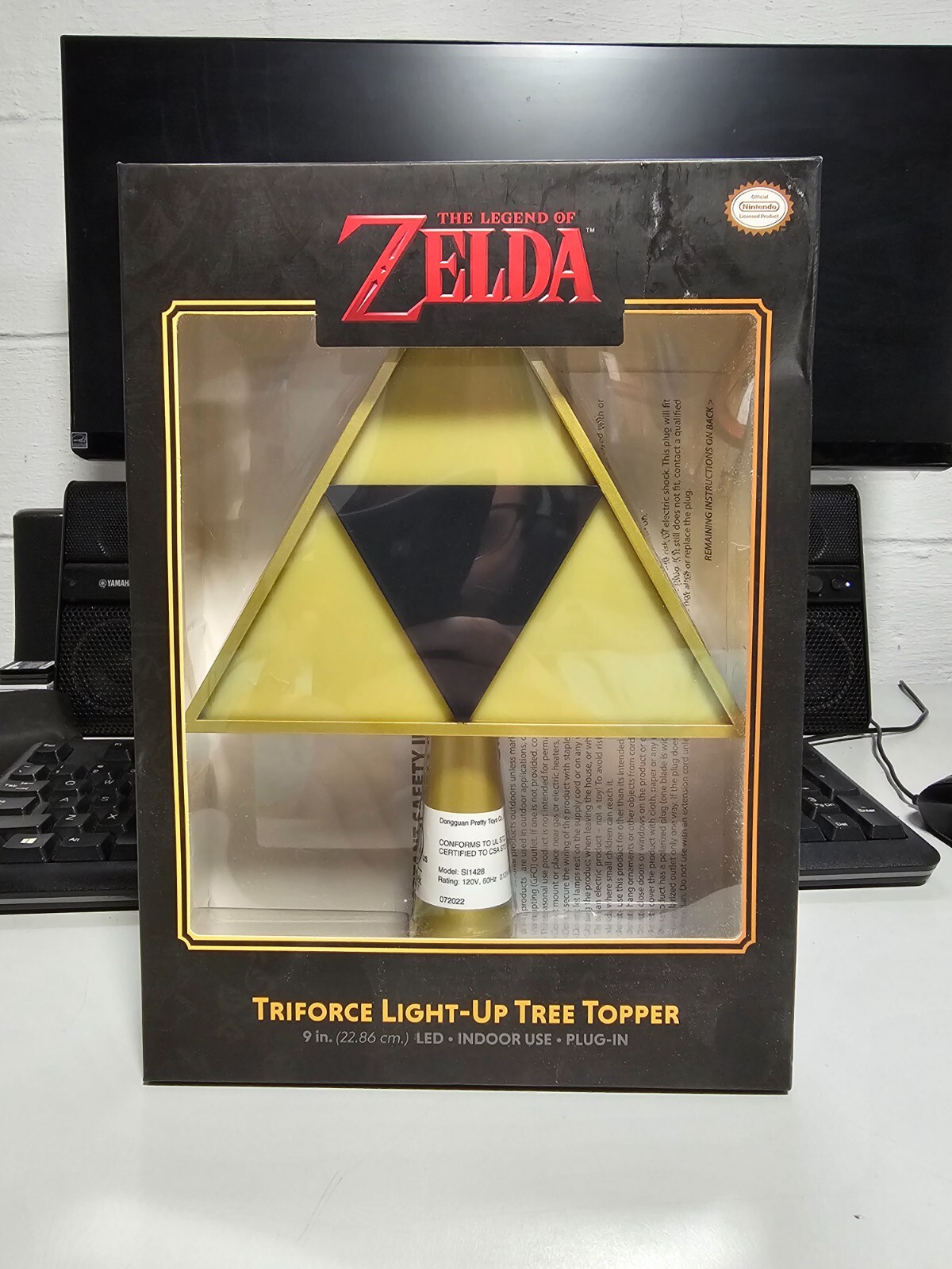 Light Up Nintendo Zelda Triforce Tree Topper - Zelda Tree Topper ...