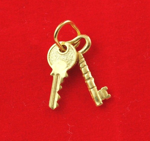 NEW 9ct Yellow Gold Keys Charm 9K Pendant Open Lock Door Opportunity ...