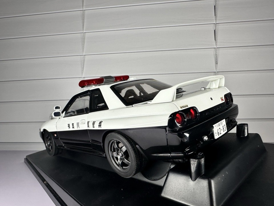 *RARE* Autoart 1/18 Nissan Skyline GT-R R32 Japanese Police Car Black ...