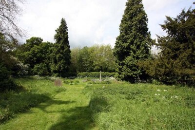 Photo 6x4 St Mary, Stalisfield, Kent - Churchyard Stalisfield Green ...