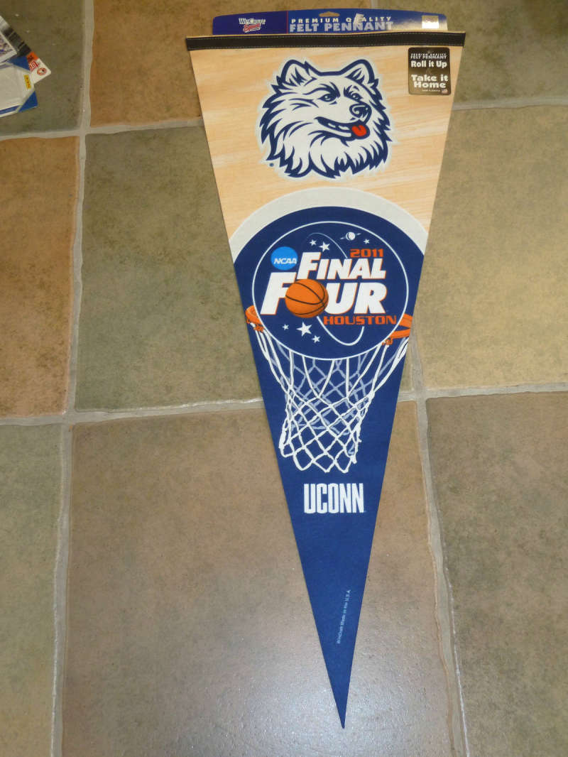 UCONN CONNECTICUT FINAL FOUR 4 BASKETBALL PENNANT 2011 - 3 FOOT LONG ...