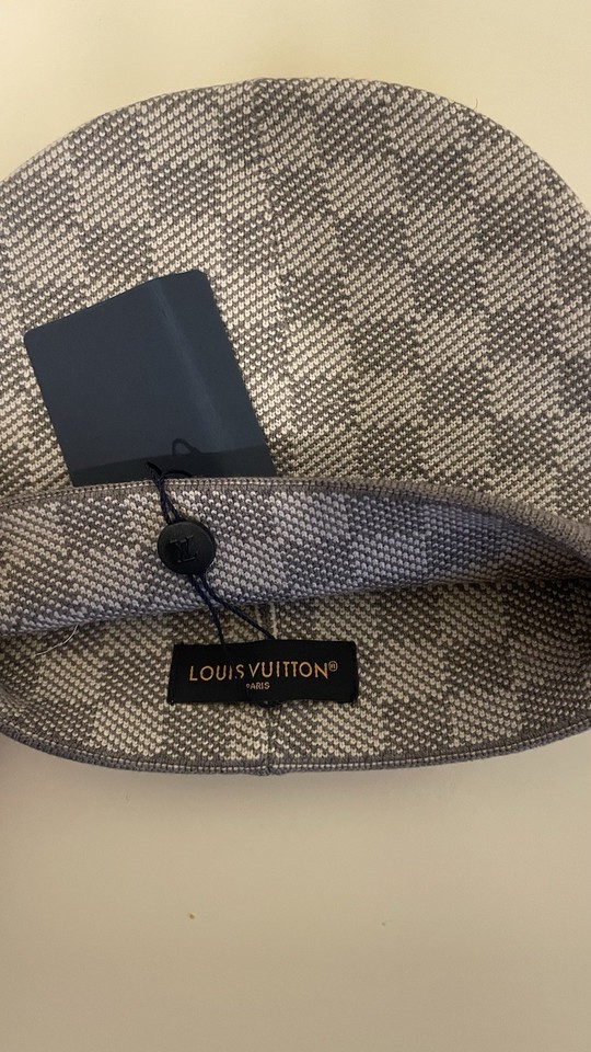 Men’s Gray Louis Vuitton Beanie Brand New Never Worn Or Used Has Bag ...