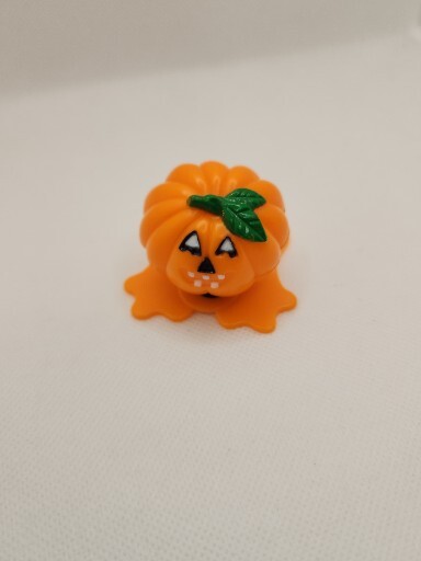 Russ Suction Cup Jack-o’-Lantern Pop Up Toy w/ Rattler inside Pumpkin ...