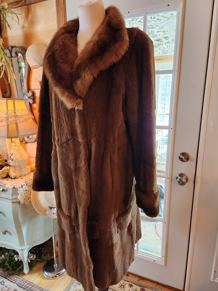 Beautiful Brown Sheared Mink & Russian Sable Coat Female Pelts Fits 1 X ...