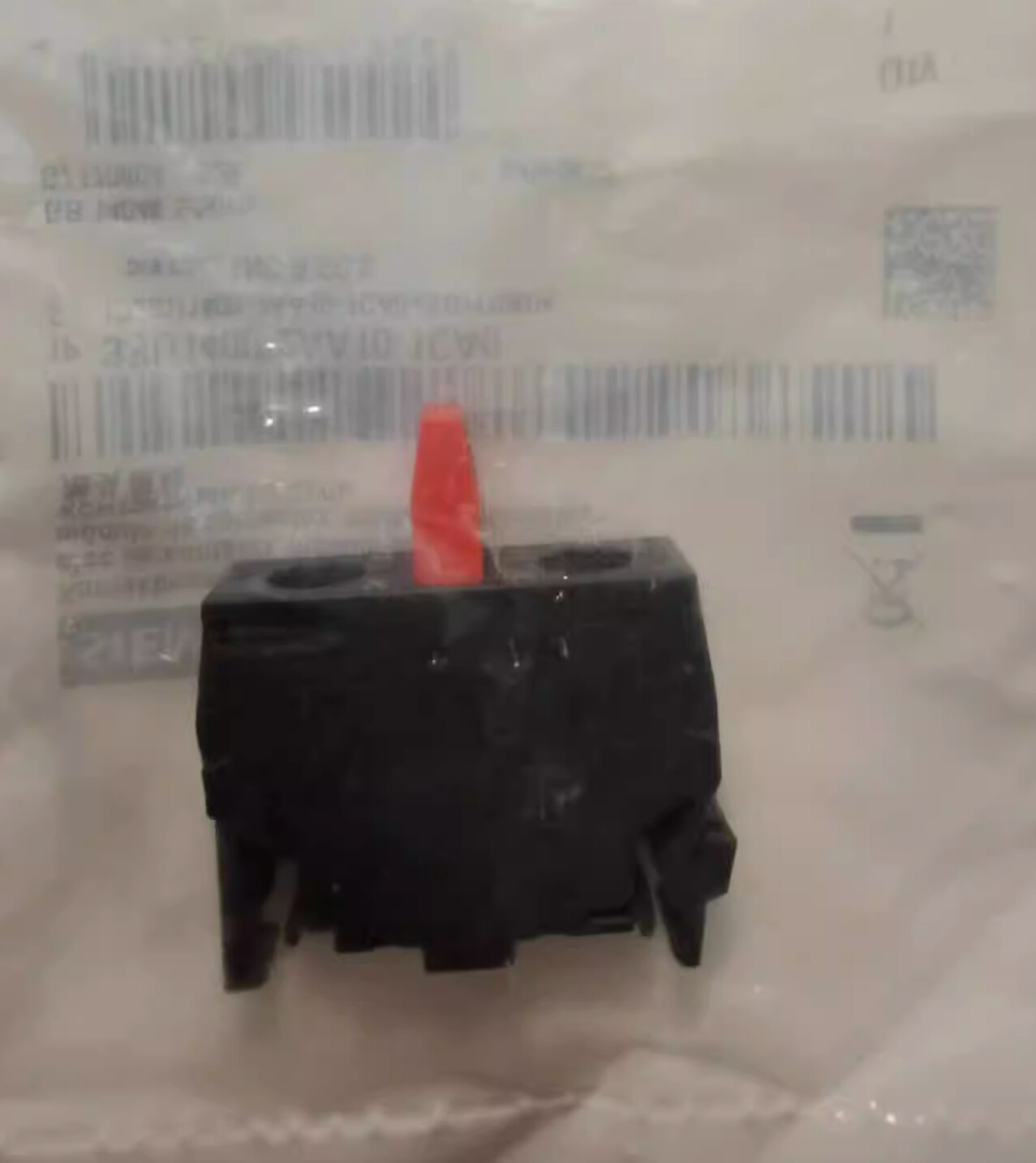 1pcs SIEMENS Push button switch Contact 3SU1400-2AA10-1CA0 | eBay