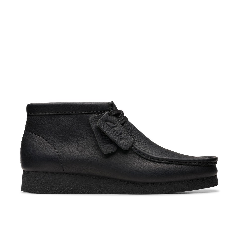 New Men Clarks Wallabee Evo Black Leather Rubber Bottom Comfortable ...