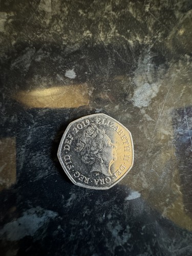 EXTREMELY RARE COLLECTIBLE 50p 2019 ROYAIL SHEILD COIN | eBay