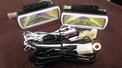 PIAA 1500 Square Ion Color Lens H3 Halogen fog lamp w/unused relay ...