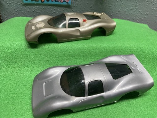 Two Vintage Eldon Ferrari 1967 Slot Car Bodies 1/32 Scale P-3 No Cracks ...