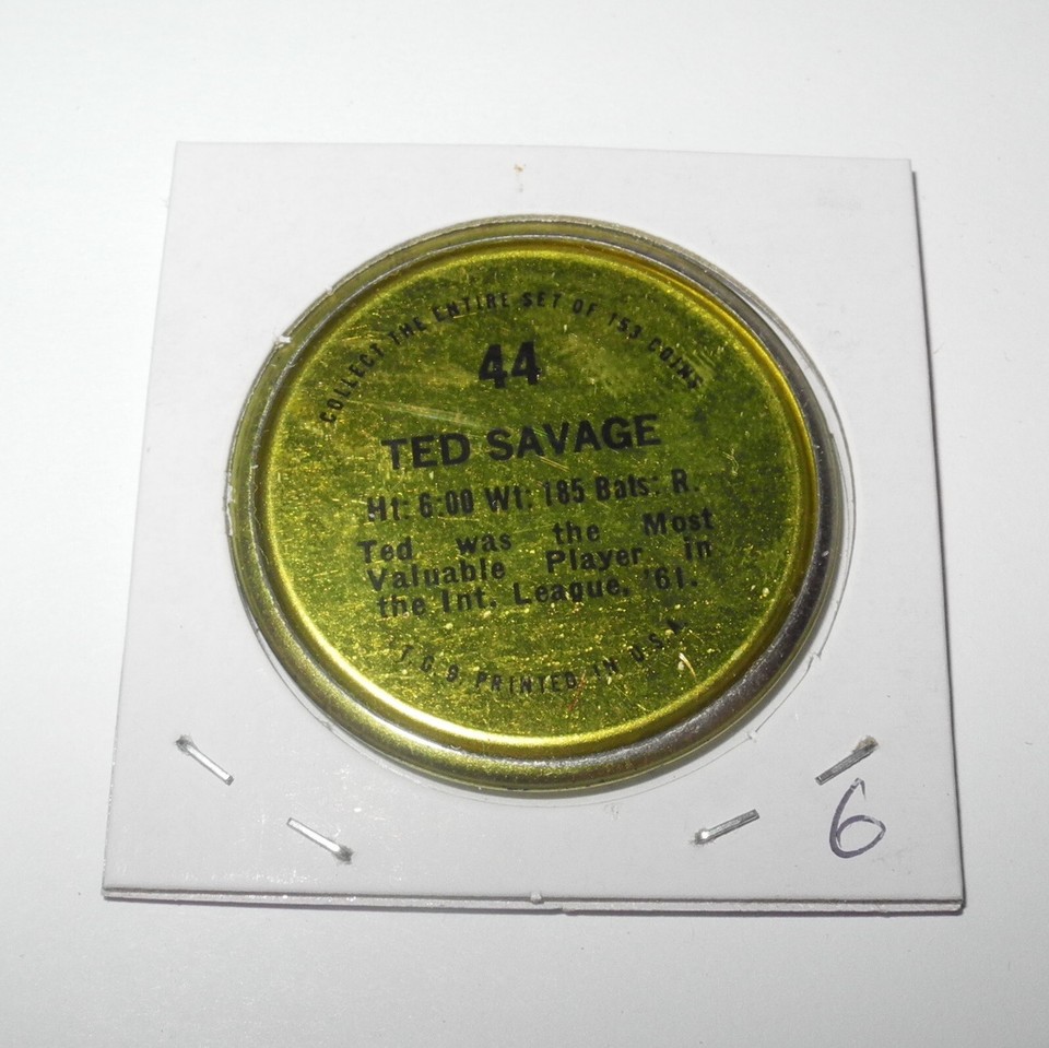 1971 Topps Baseball Coin Pin #44 Ted Savage Milwaukee Brewers NEAR MINT ...