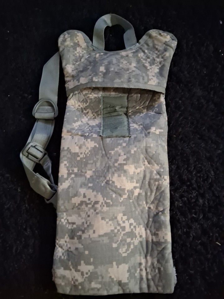 *NEW U.S. ARMY MOLLE II - HYDRATION CARRIER System ACU, Bladder D3 | eBay
