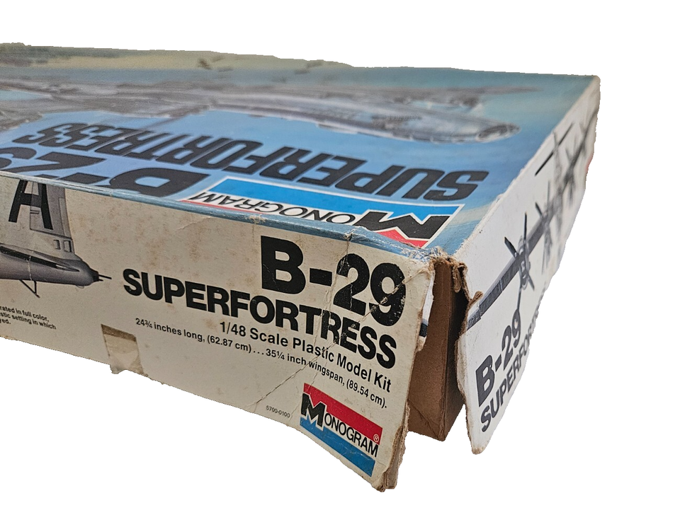 1/48 MONOGRAM B-29 SUPERFORTRESS + PYN UP NOSE ART DECALS "THE OUTLAW ...