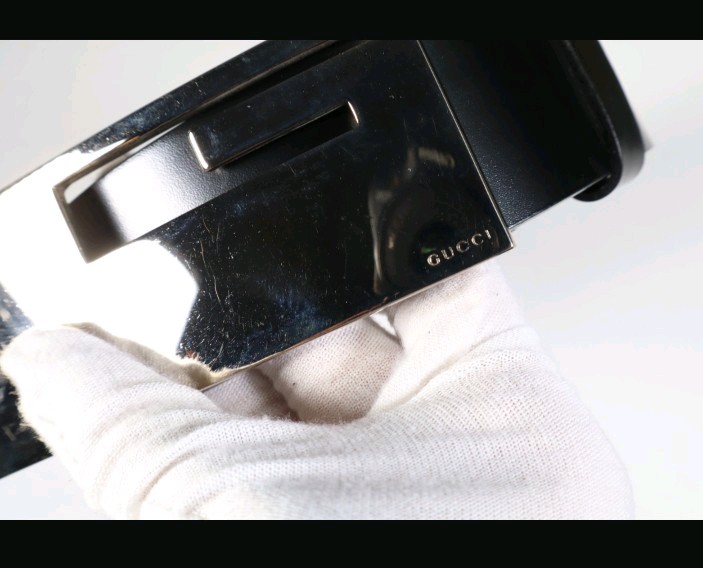 GUCCI Vintage Tom Ford Era Black Leather Silver Block G Logo Belt, 29 ...