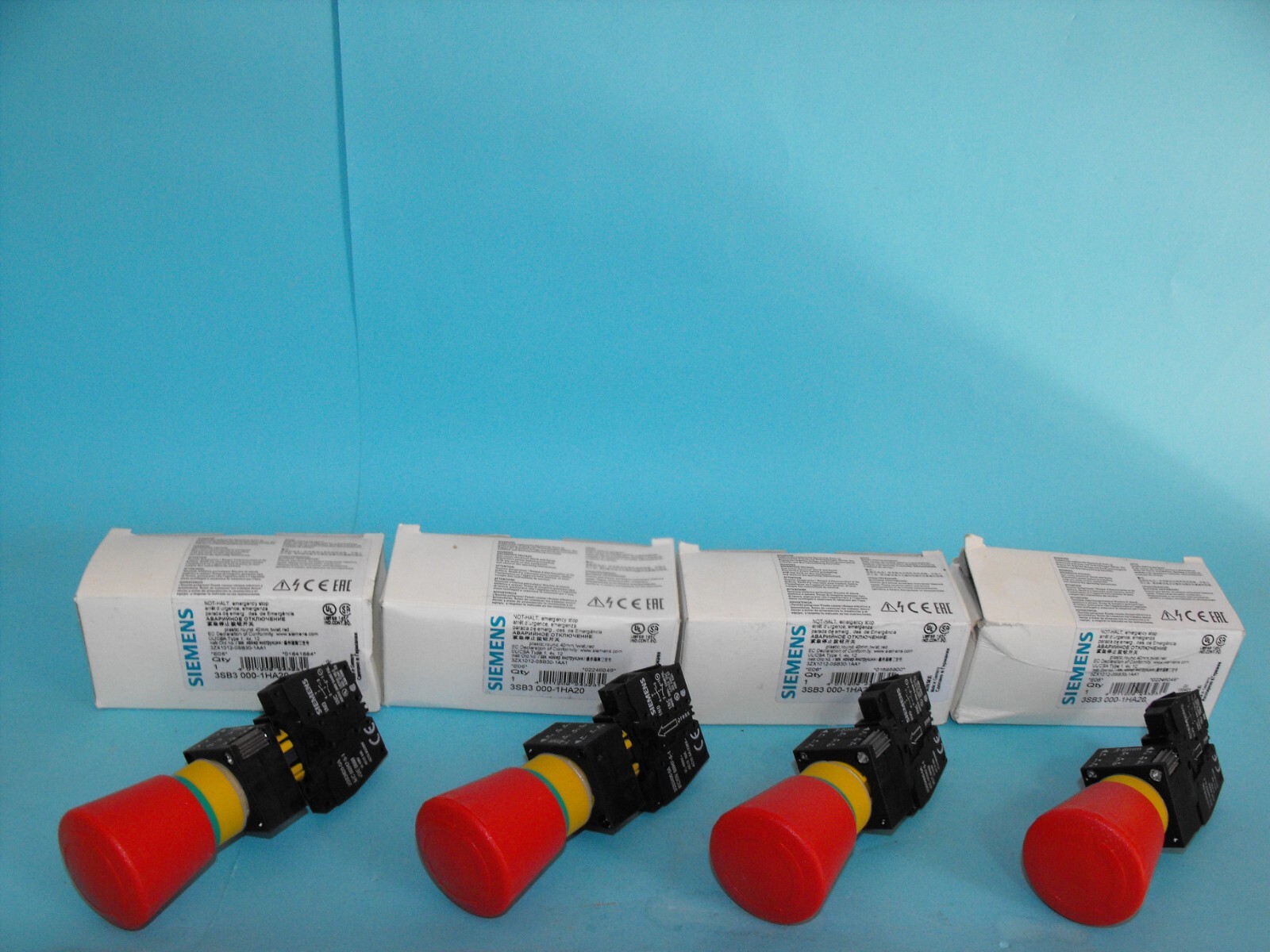Siemens 3SB3 000-1HA20+3SB3400-0A.Emergency Stop Switch.(LOT2PCS).NEW ...