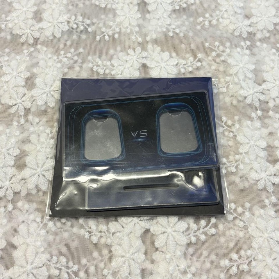 m28 ALIEN STAGE Alien Stage ID Photo Holder + 6 Photos Official Unused ...