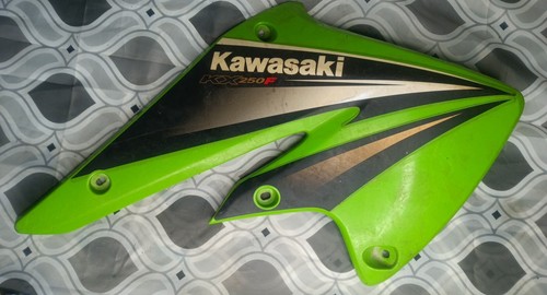2004-05 Kawasaki KX250F KX 250 F Right Side Radiator Shroud Cover 49089 ...
