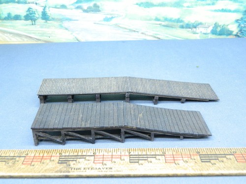 HO Scale BUILT Buildings ONE PAIR (2) WOODEN LOADING RAMPS | eBay