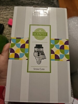 Snow Cute Scentsy Mini Warmer - Brand New | eBay