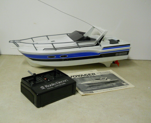 Shinsei Voyager Twin Prop Remote Control RC Boat w/ Radio Elecon Remote ...