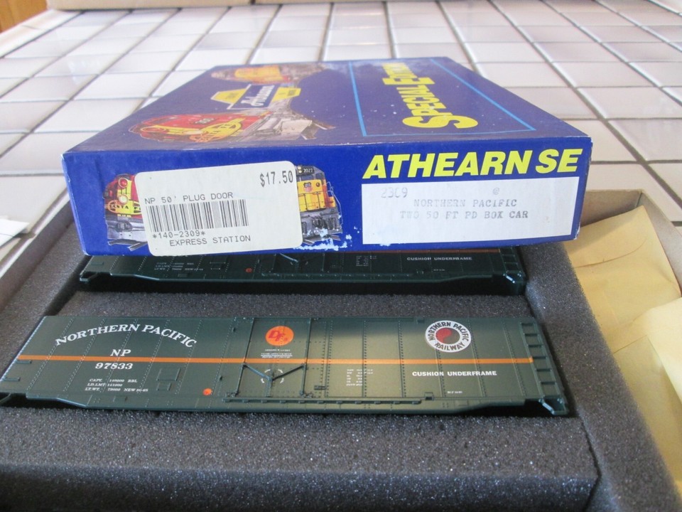 athearn special edition NORTHERN PACIFIC 50 foot box car set HO scale ...