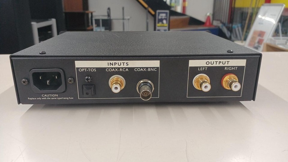 ASSEMBLAGE DAC-2 D/A Converter Black HDCD Compatible Multi-bit Used ...