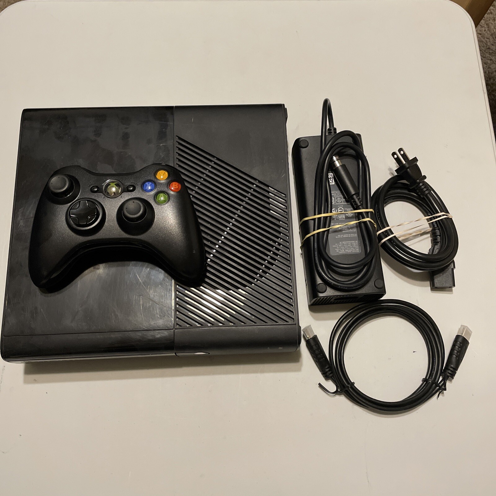 Microsoft Xbox 360 E Slim Console Bundle 320GB HD. Tested & Working ...