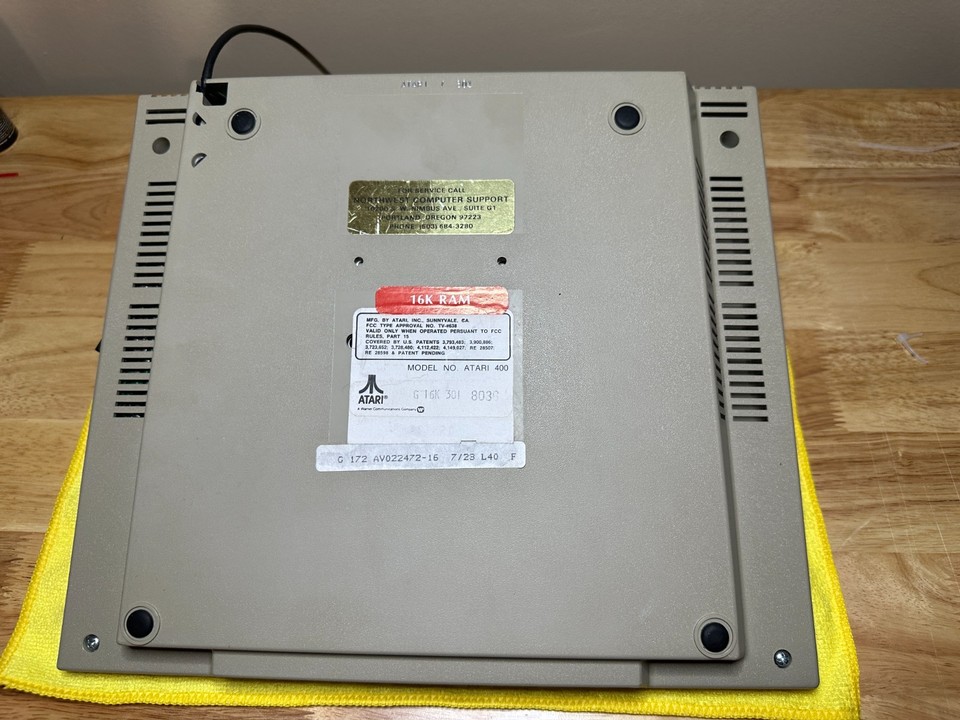 High End Atari 400 Computer with OEM ATARI 48KB SDRAM Memory Expansion ...