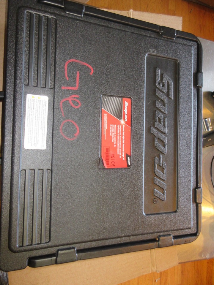 Snap-on Tools Master Fuel Injection Pressure Gauge Test Kit Set ...