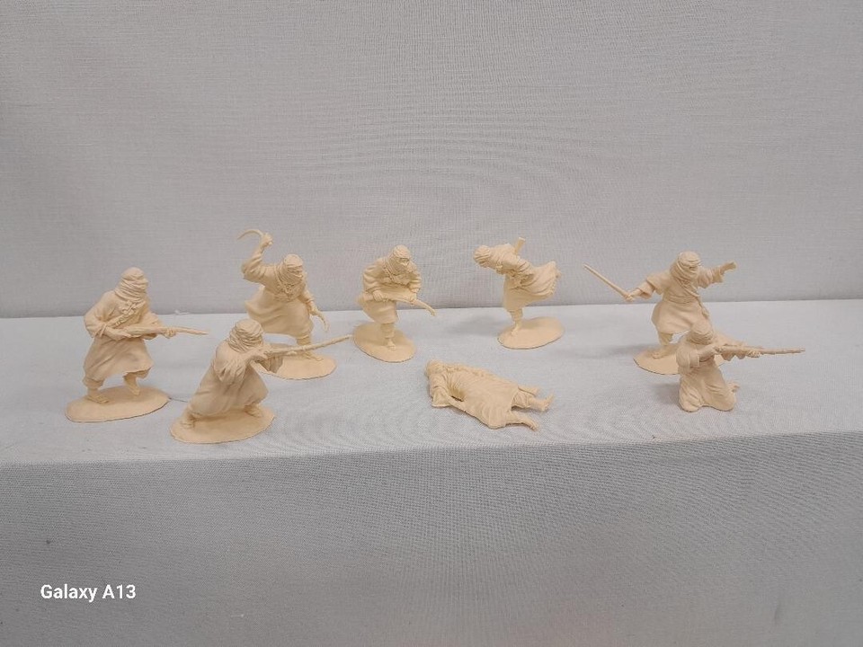 CONTE COLLECTIBLES ARABS TUAREGS SET 1 (16 FIGURES, 8 POSES) CREAM | eBay