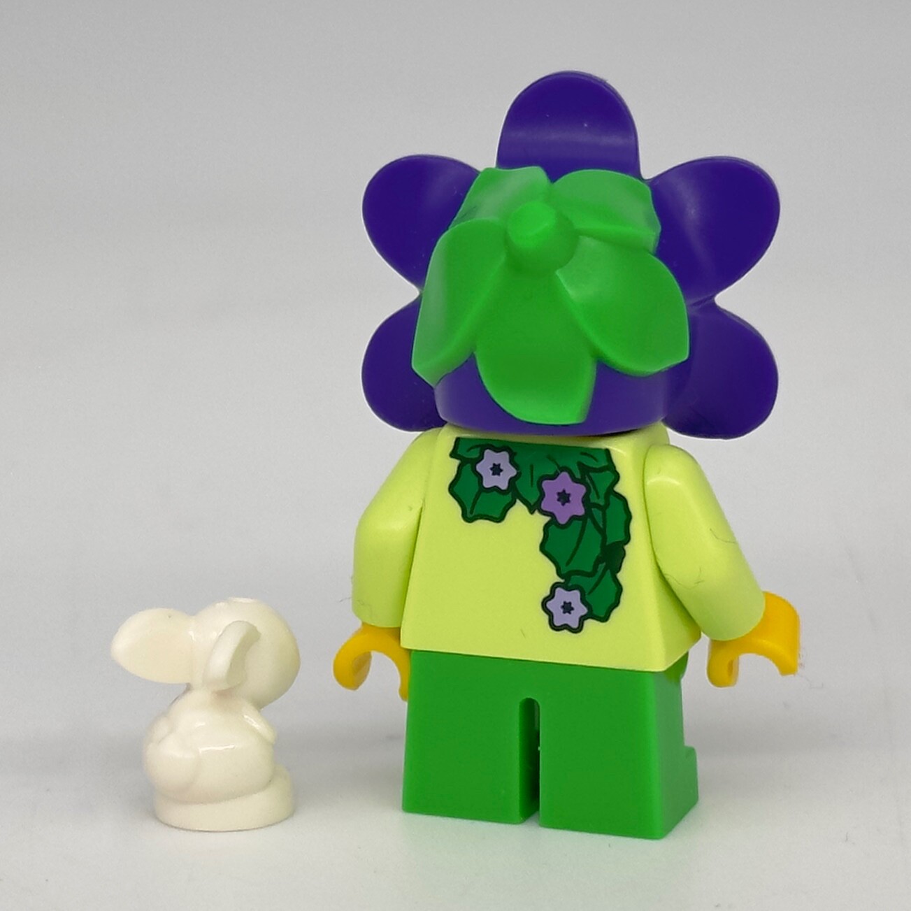 LEGO BAM Dark Purple Flower Girl Minifigure Rabbit Bunny Q2 2023 Spring ...