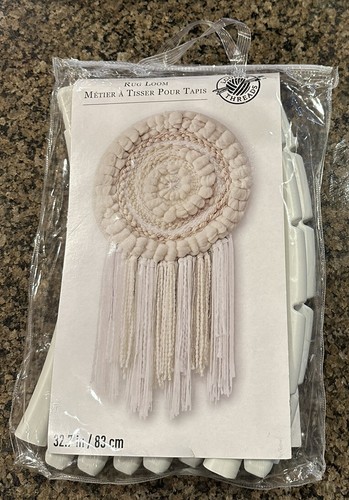 Loops & Threads Round Rug Loom New Zippered and Handled Packaging ...