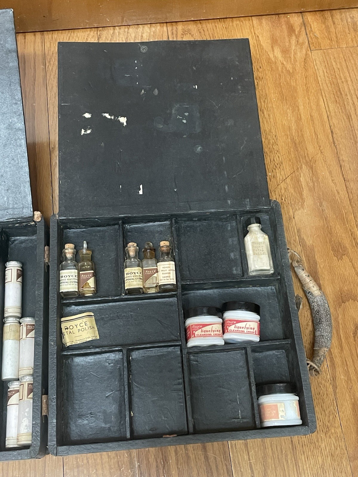 Vintage Abner Royce Company Cleveland Salesman Sample Kit With Bottle ...