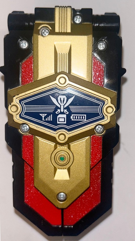 Mighty Morphin Power Rangers Super Megaforce Deluxe Legendary Morpher ...