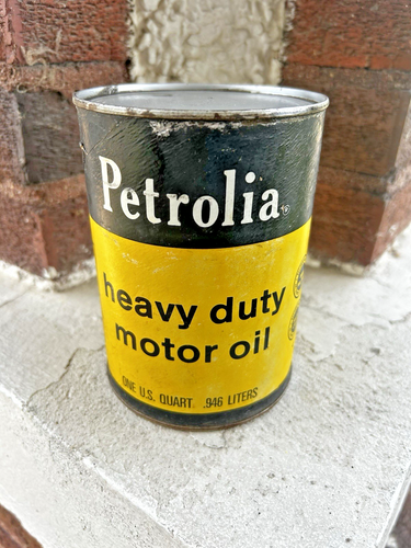 One Quart Vintage Petrolia Motor Oil Can Can Rennald St Louis MO | eBay