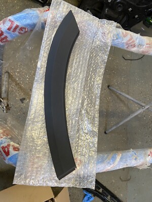 GENUINE MERCEDES GLA H247 REAR LEFT WHEEL ARCH TRIM A2477300002 | eBay