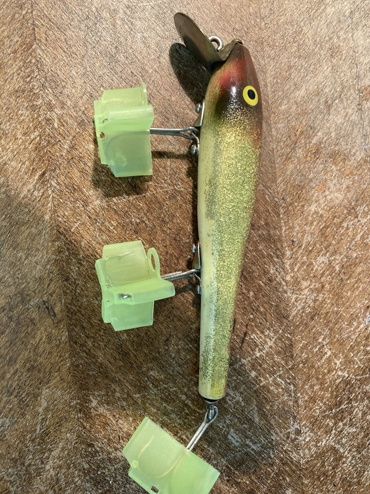 Vintage Paw Paw? Fishing Lure. Very Unique Collectible Fishing Decor ...