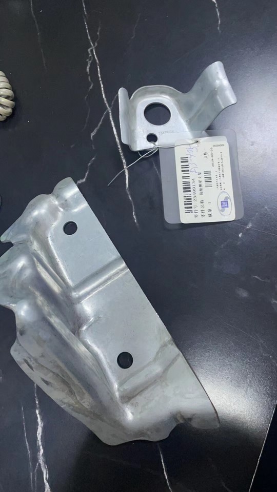 21-23 ENVISION 16-24 MALIBU XT4 LH SIDE BRACKET 23499134 84166795 New ...