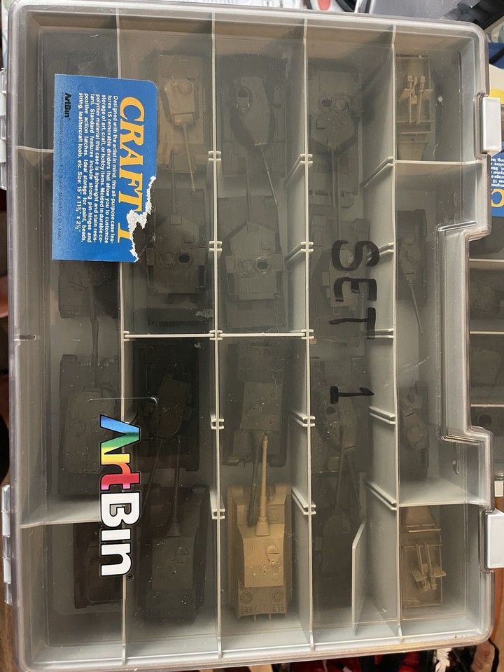 Set 1 - Vtg Roco DBGM Lot WWII Tanks Trucks Vehicles Soldiers Parts HO ...