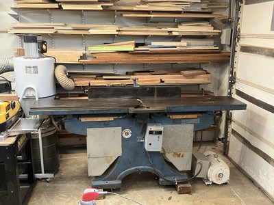 EARLY 1920'S 12" CRESCENT JOINTER, 3PH, COMES WITH 7.5HP PHASE ...