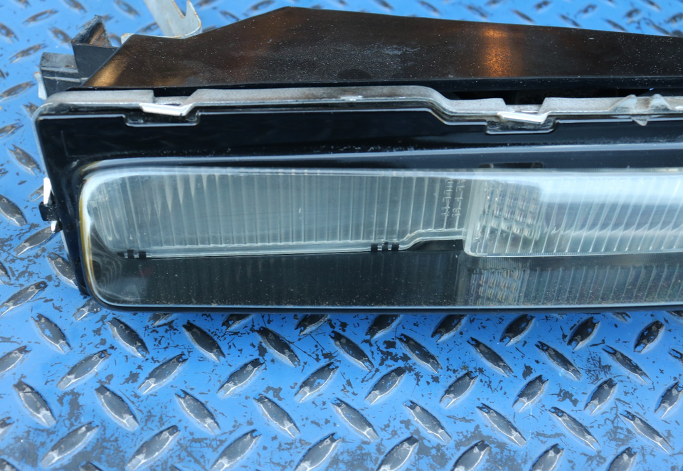1991-1996 Chevrolet Corvette C4 Front Bumper Fog Lights Complete OEM | eBay