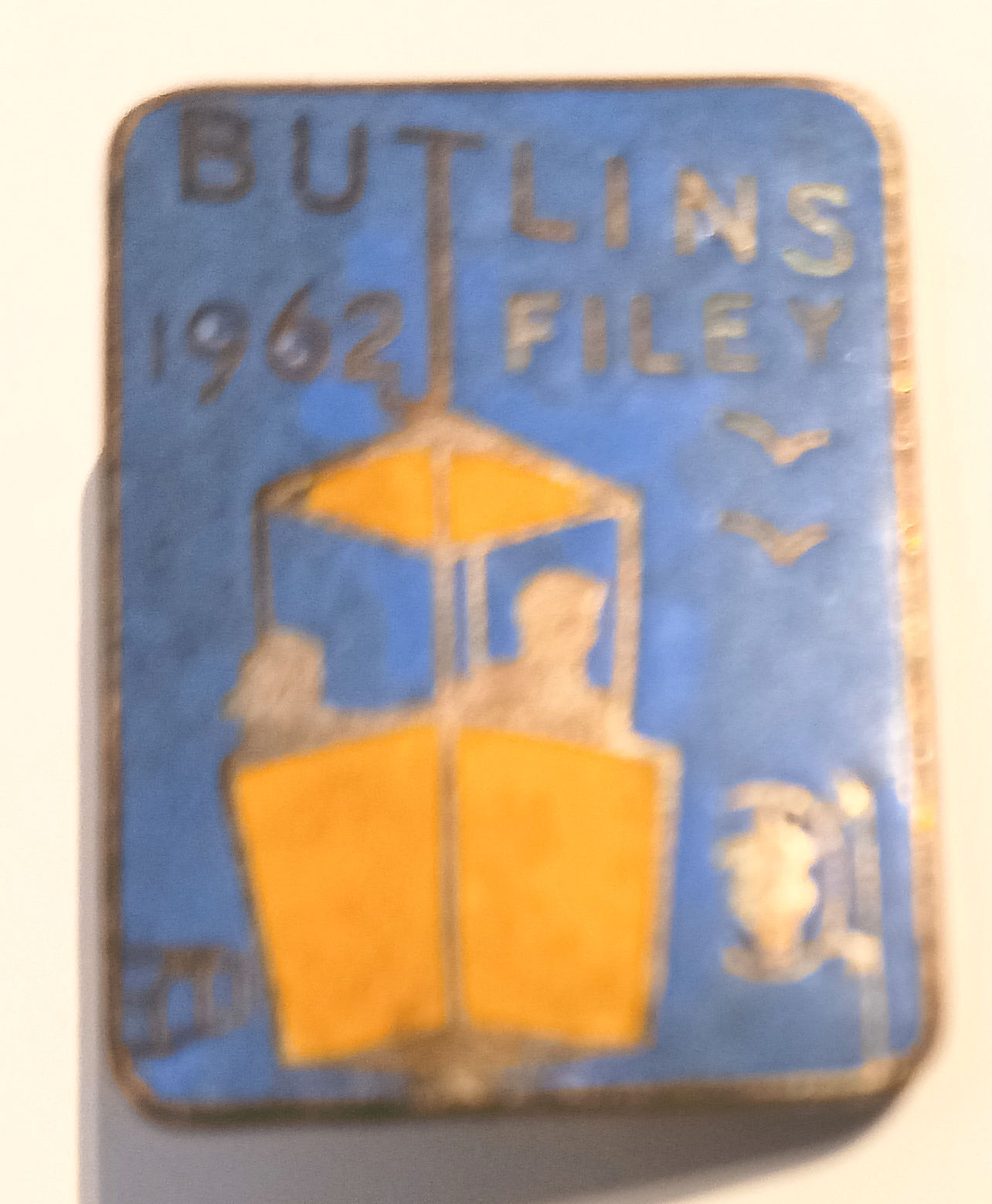 13 vintage butlins badges - Brighton, Pwllheli, Filey and Beaver club ...