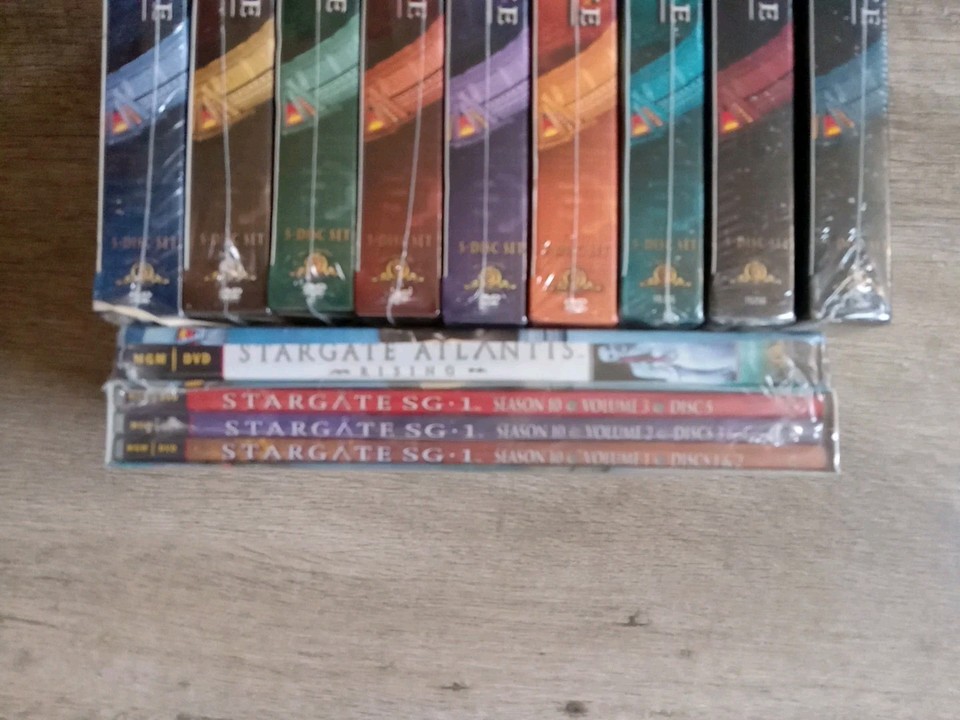 Stargate SG-1: The Complete Series (DVD) + Stargate Atlantis Rising DVD ...