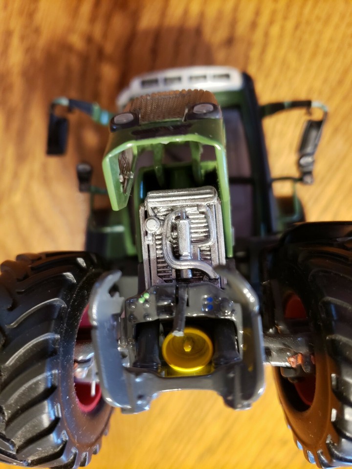 FENDT 415 VARIO SCALE 1/32 UNIVERSAL HOBBIES DIE CAST METAL TOY TRACTOR ...