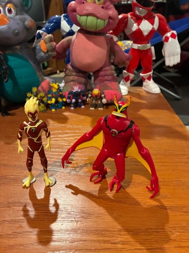 vintage Ben 10 Alien Force Jetray & Heatblast CN bundle lot | eBay