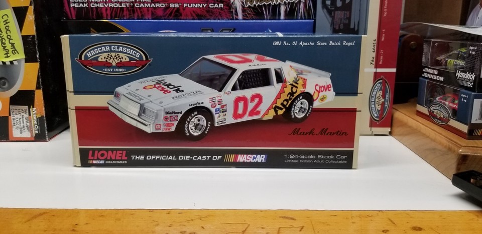 "AUTOGRAPHED" MARK MARTIN #02 APACHE STOVE 1982 BUICK REGAL 1/24 NASCAR ...