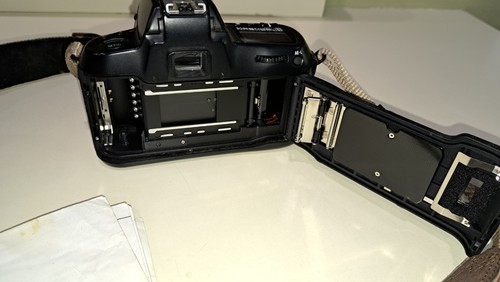 Nikon N70 35mm Film SLR Camera w/ AF Nikkor 35-80mm Lens, Vintage/Retro ...