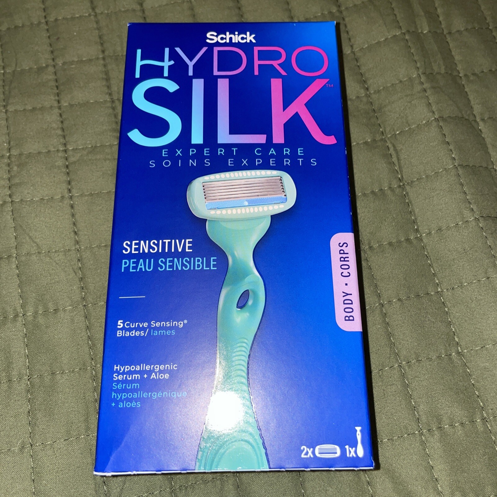 NEW IN BOX Schick Hydro Silk Expert Care Sensitive Razor Handle + 2 ...