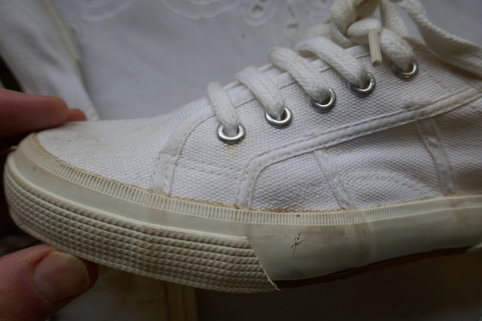 Vintage White Canvas Daps or Plimsolls -Lace Up -1970's Sturdy School ...