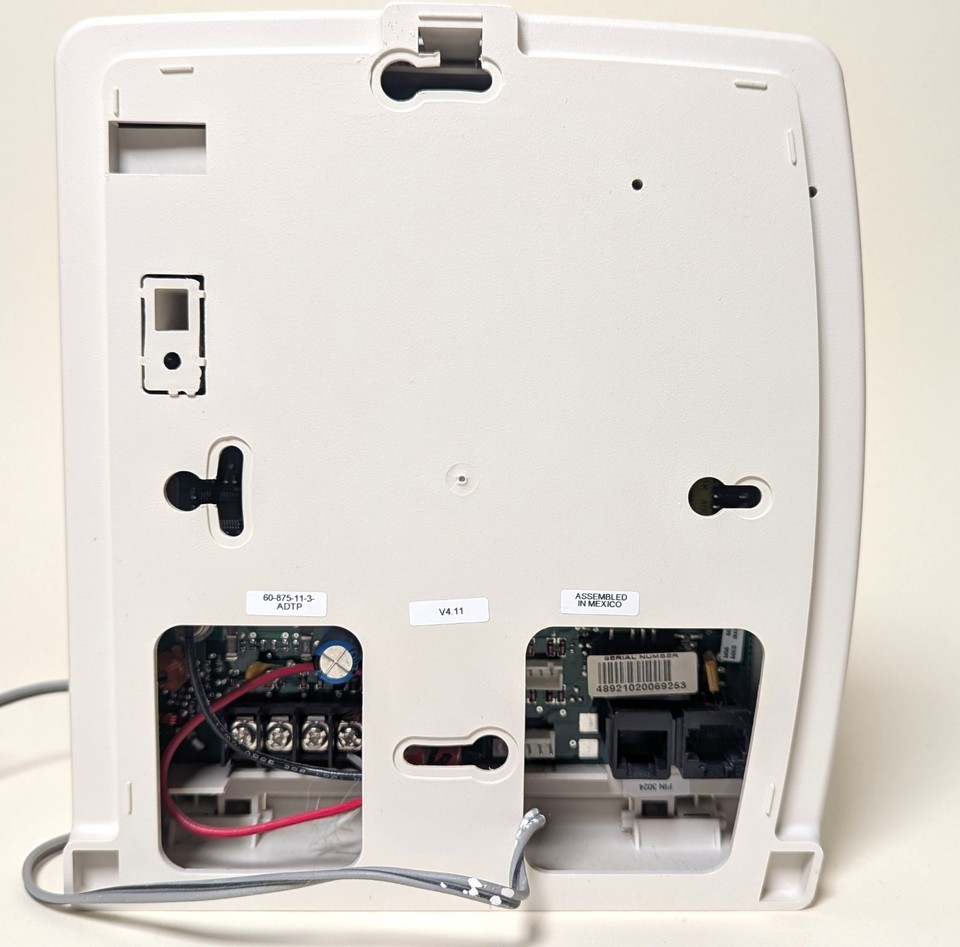 GE Security/ADT Interlogix Simon 3 alarm control panel-with battery and ...