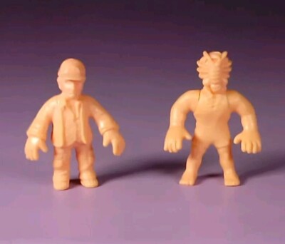 ALIEN Super7 M.U.S.C.L.E. figures ~ Brett. Kane with Facehugger @2016 ...